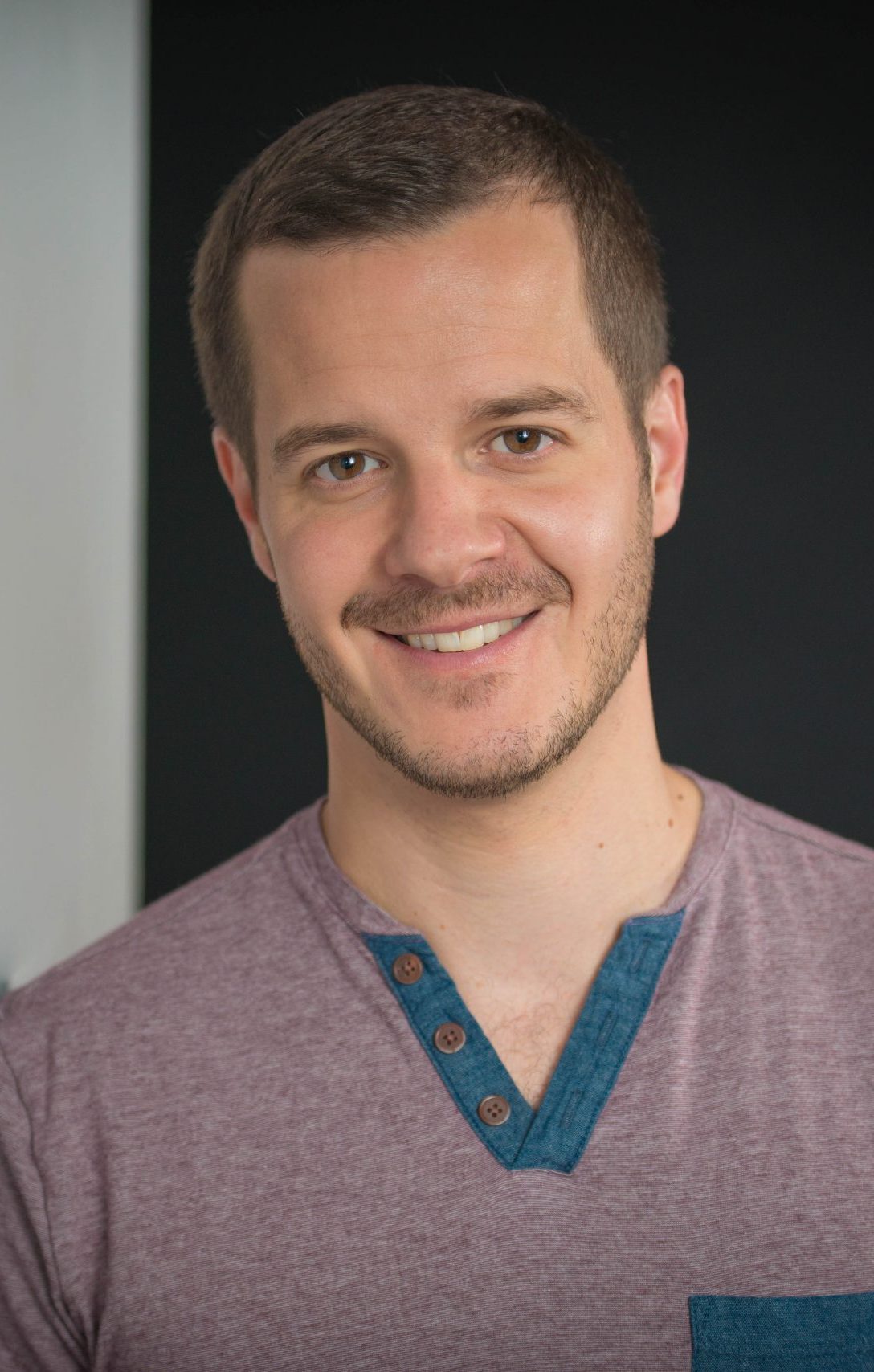 Julian De Zotti - Academy.ca - Academy.ca