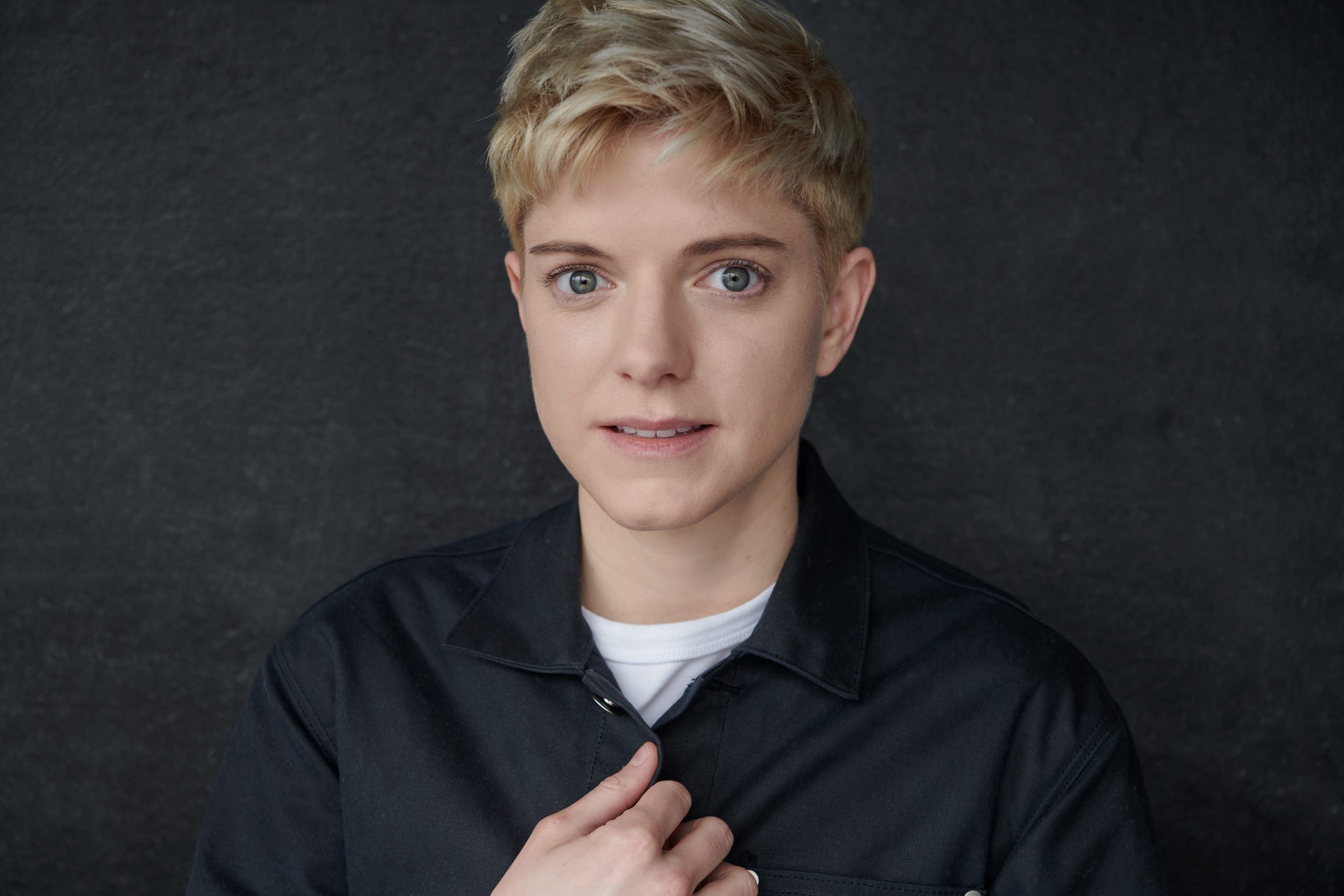 Mae Martin - Academy.ca - Academy.ca